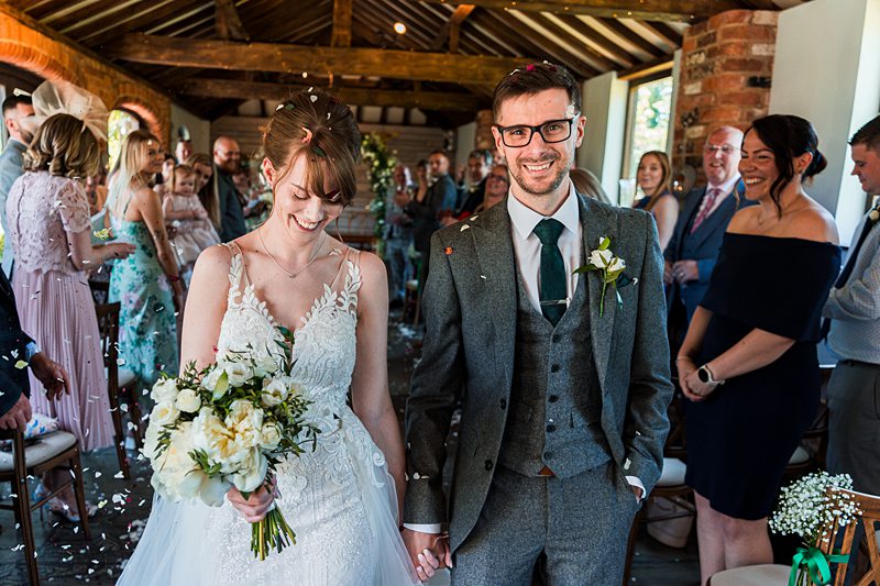 Church Weddings vs Civil Ceremonies: Your Ultimate Wedding Guide